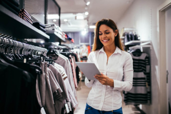 Área Comercial: O Que É, Qual A Função E Os 10 Cargos Da Área