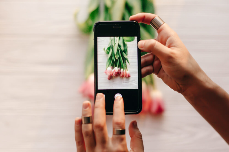 Flat Lay: O Que É e Como Usar Essa Tendência No Instagram