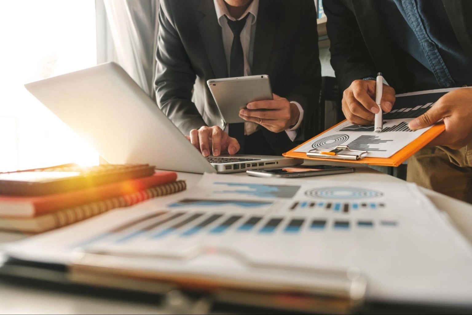 Benchmarking: o que é, exemplos, etapas e como fazer